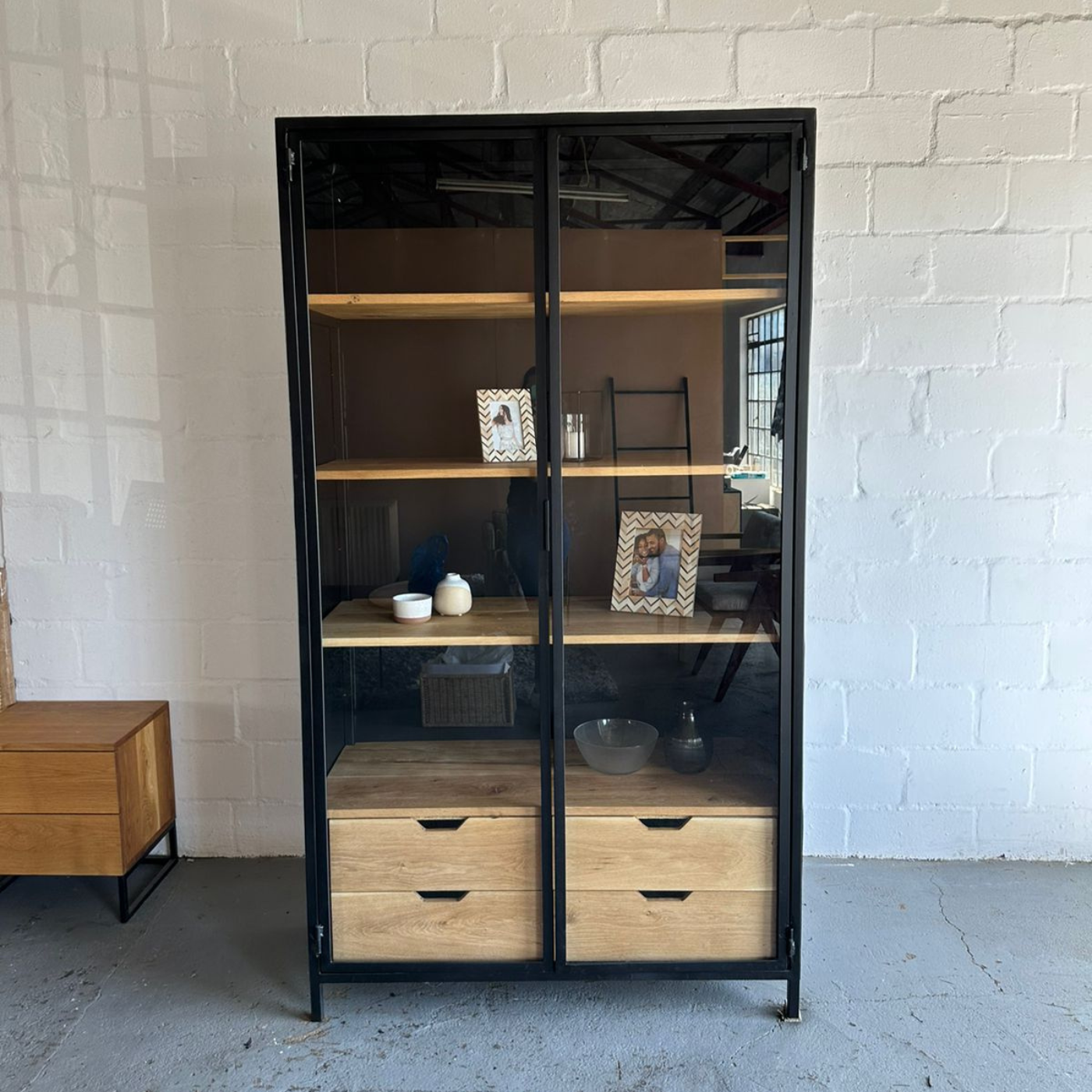 Abigail Display Cabinet – La Vita Designs